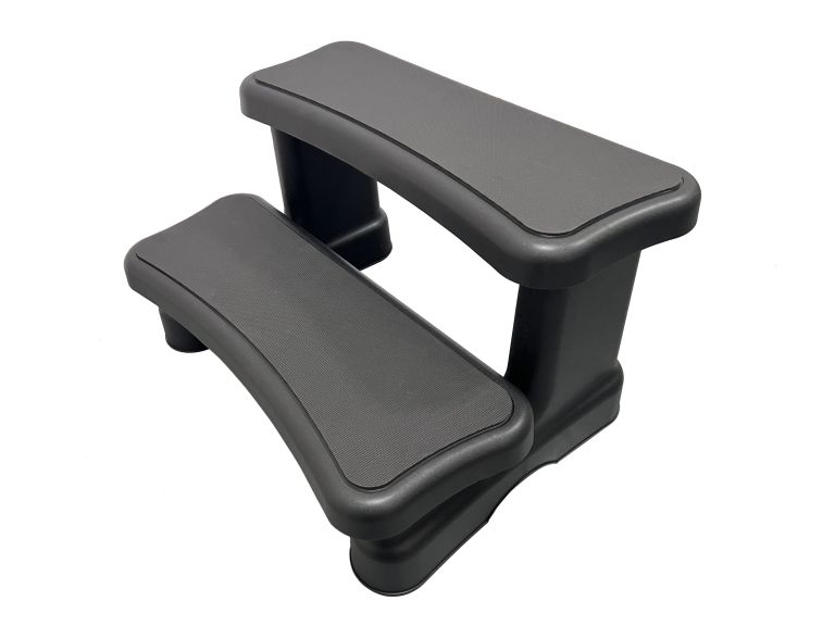 Hybrid Injection-Molded Step - Cover Valet